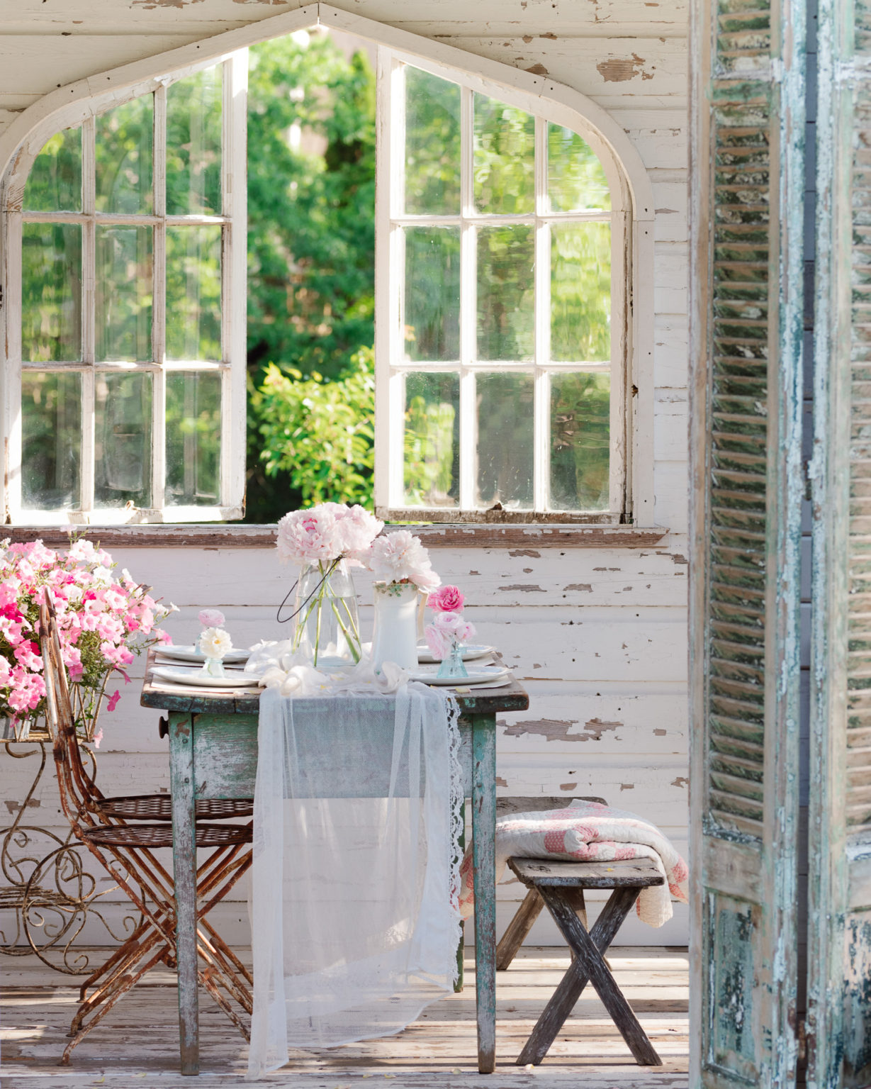 The Flower House In Bloom - Jayne Margaret